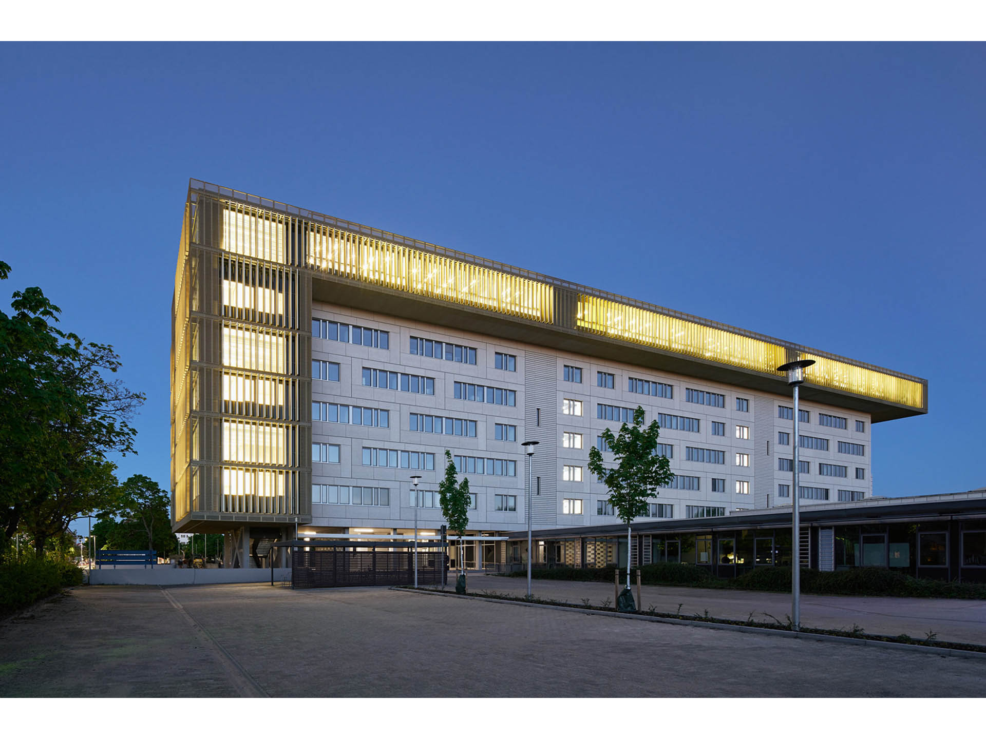 Laufendes Projekt Generalsanierung und Erweiterung Heinrich Hertz Schule Karlsruhe | Heid + Heid ...